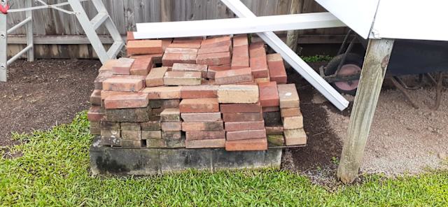 Mirror. Pavers. High chair. Fan. BBQ. - Miscellaneous Goods in Kanimbla ...