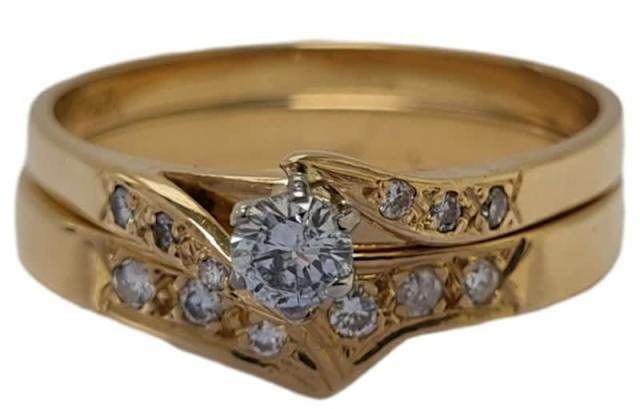 18ct Yellow & White Gold Diamond Ring Set Size R (028300130818) - Women ...