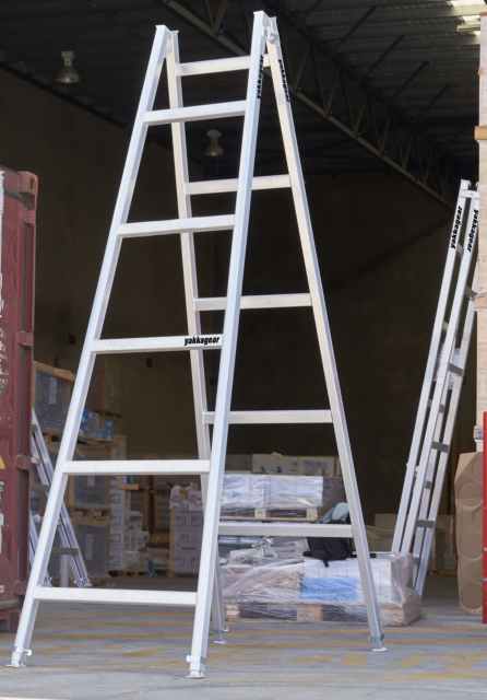 3m to 3.3m trestle ladder new / aus aluminium scaffold / Gold Coast ...