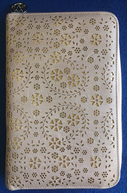 Marikai large zip around ladies wallet - Bags in Yokine WA | Gumtree ...