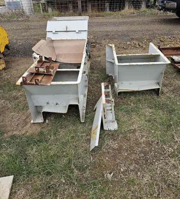 KERB MACHINES- Hydraulic Pro Kerb & Kerb Maker Machine | Construction ...