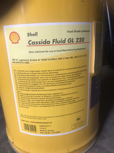 Shell 22 litres Cassida oil GL220 brand new not open at all ...