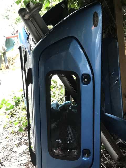 Holden rodeo canopy and other car parts | Auto Body parts | Gumtree ...