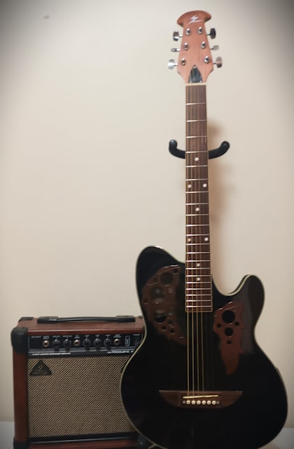 Acoustic/Electric Guitar and Amp - Guitars & Amps in Dunlop ACT ...