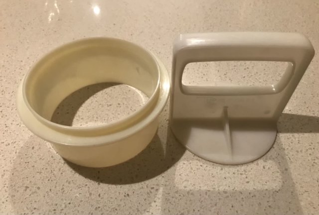 Tupperware Pattie Shape & Press tool for perfectly shaped rissoles ...