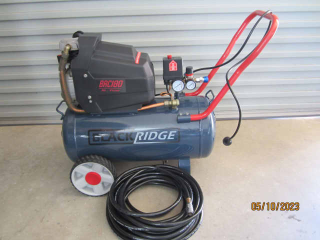 AIR COMPRESSOR Black Ridge BAC180 & spray gun | Power Tools | Gumtree ...