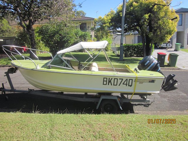 15 foot fibreglas boat | Motorboats & Powerboats | Gumtree Australia ...