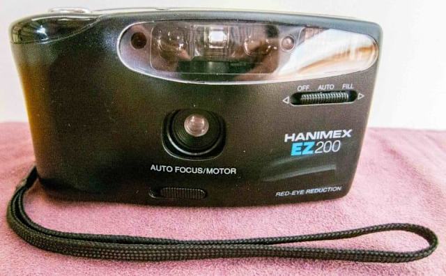 As New Hanimex 35mm Film Camera with Auto Focus | Non Digital Cameras ...