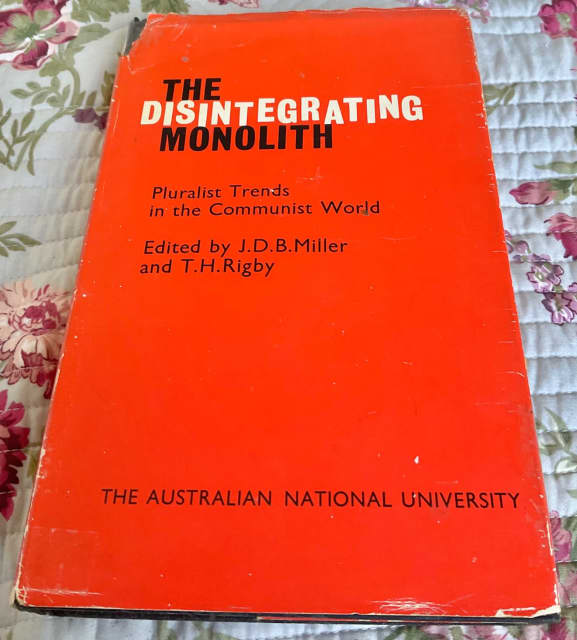 THE DISINTEGRATING MONOLITH Edited JDB Miller & TH Rigby, COLLECTABLE ...