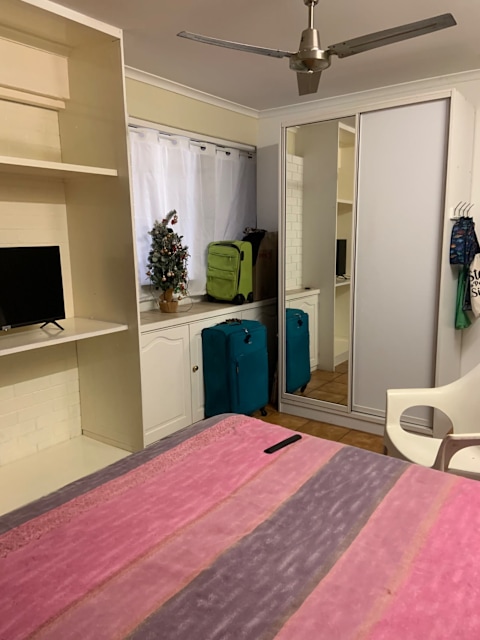 Room to rent private residence - Share House & Flatshare | Gumtree ...