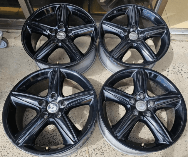 4x 18 Genuine Commodore HSV VT GTS Wheels Suit VT, VX, VZ, VY- 18x8 5 ...