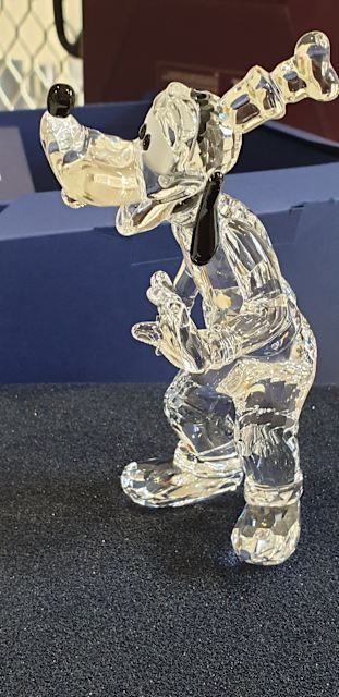 Swarovski Goofy Boxes & Certificate New 690716 - Collectables in ...