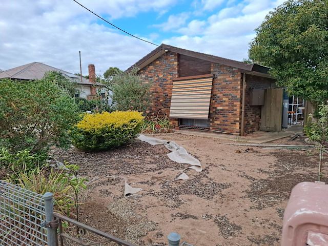 3 Bedroom House, 1 Garage, 2 Sheds, Spacious Backyard - for Sale ...