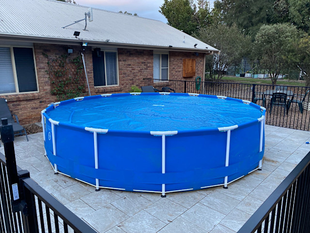 Bestway above ground swimming pool - Pool in Armidale NSW | Gumtree ...