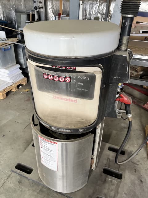 1960’s gilbarco round top Mobil T1 petroleum pump - Collectables in ...