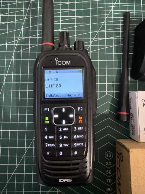 Icom IC-F4400DT digital/Analog UHF Handheld with Extras - Radios ...