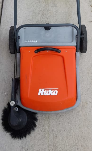 HAKO FLIPPER INDUSTRIAL COMMERCIAL FLOOR SWEEPER | Miscellaneous Goods ...