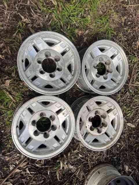 4x Original Toyota Surf Alloy wheels 15x7” | Wheels, Tyres & Rims ...