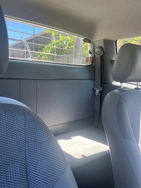 2008 TOYOTA HILUX SR (4x4) 5 SP MANUAL X CAB C/CHAS | Cars, Vans & Utes ...