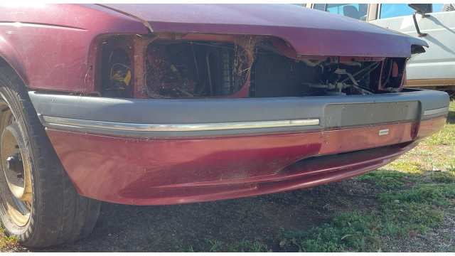 FORD FAIRMONT EB COMPLETE FRONT BUMPER BAR, REO & IRONS | Other Parts ...