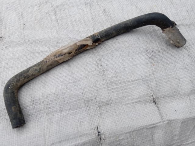 Holden HJ HX HZ or WB NOS Rocker cover Breather hose 308 V8 | Engine ...