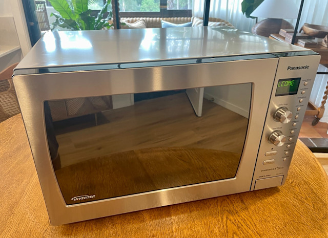 Panasonic Dimension 4 Genius Inverter Convection Microwave Oven 42L ...