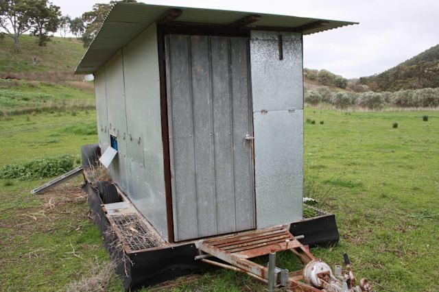 mobile chicken caravan/shed. | Other Farming Vehicles & Equipment ...