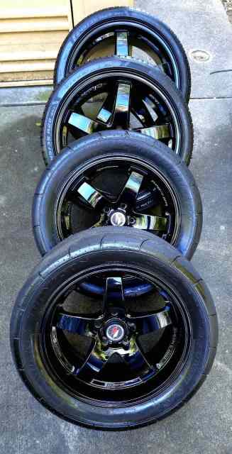 4x Lenso DR1 (custom sprayed) gloss black. 2x 20 rims and 2x 17 rims ...