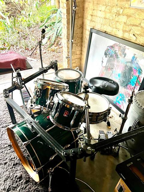 Premier Drum Kit with Pearl Cymbal Rack Snare DW Double-Kick Yamaha St ...