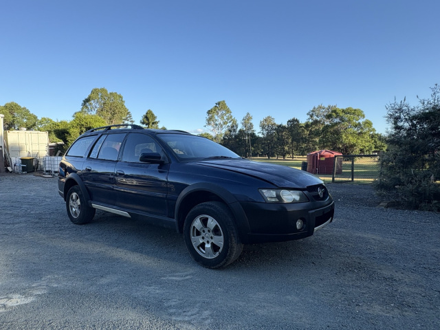 Holden Commodore vy adventra lx8 | Cars, Vans & Utes | Gumtree ...