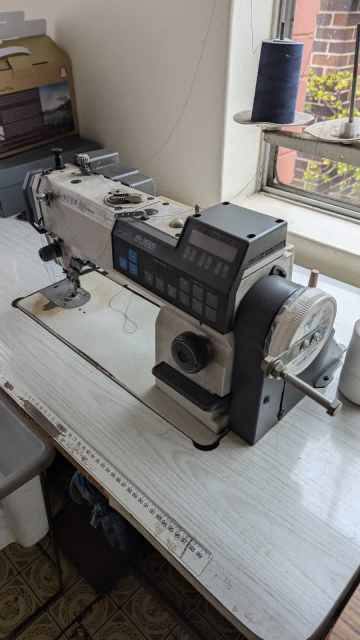 Singer sewing machine industrial 681 XS-3000 - Sewing Machines in ...