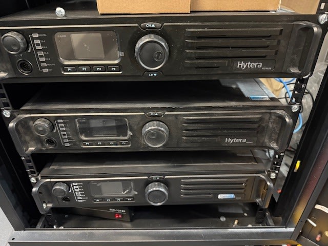 Hytera Repeaters - RD982 and RD982s (7 Available) - Radios & Receivers ...