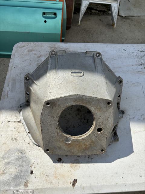 Holden v8 253 308 Aussie 4 speed bellhousing | Auto Body parts ...