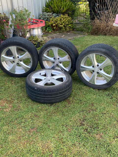 4x Ford Falcon Speedy Alloy Mag Wheels | Wheels, Tyres & Rims | Gumtree ...