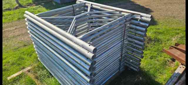 Formwork V-Shore Frames. U Heads - Building Materials in Sunshine VIC | Gumtree Australia