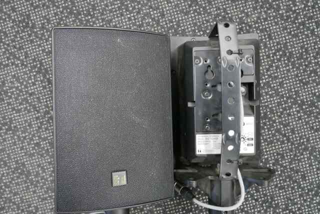 TOA BS-1030W Speakers x 2 - Speakers in Kings Meadows TAS | Gumtree ...