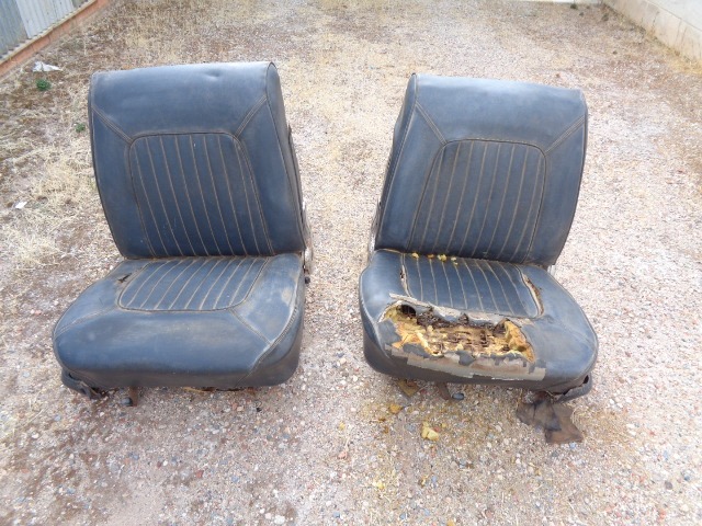 FORD XP FAIRMONT SEDAN BUCKET SEATS/REAR SEAT/DOOR TRIMS/ARMRESTS ...