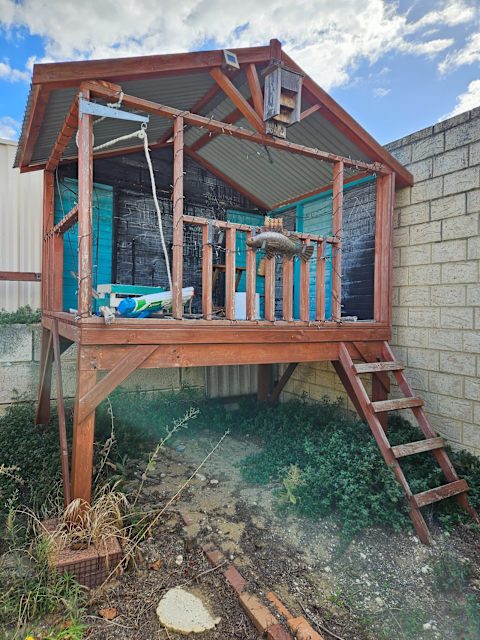 Raised Cubby House (Fort Leederville Cubbyhouse) - Other Garden in ...