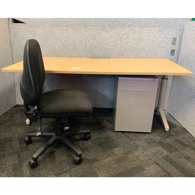 Our Price $100 RRP $1000 Desk Chair Drawer Office Desk - Desks in ...