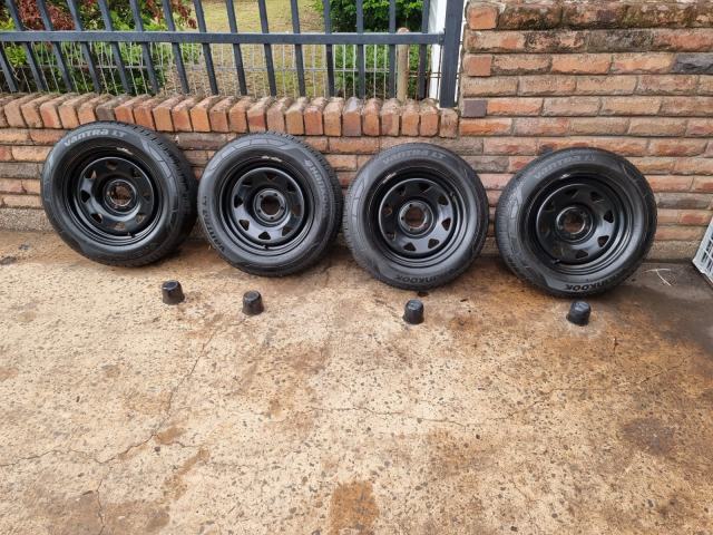 Set of 4x Commercial Road Terrain Sunraysia 16 inch rims 90% tread ...