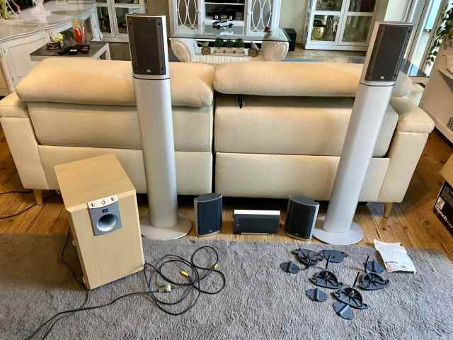 JBL Heavy Aluminium 5.1 Surround Theatre Speakers 200w Subwoofer qzzq ...