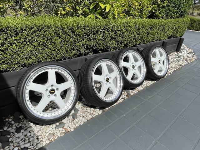 Simmons FR1 20 inch wheels and tyres NEAR NEW suit FPV | Wheels, Tyres ...