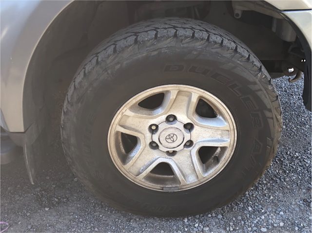 TOYOTA 4X4 6 STUD 16 INCH ALLOY RIMS WITH 265/70/16 BRIDGESTONE TYRES ...
