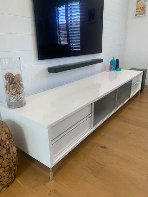 TV entertainment unit 2400mm long white gloss polyurethane/silver trim ...