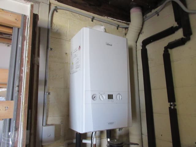 BOILER GAS HOT WATER SLAB HEATER AS NEW IDEAL BRAND | Air Conditioning ...