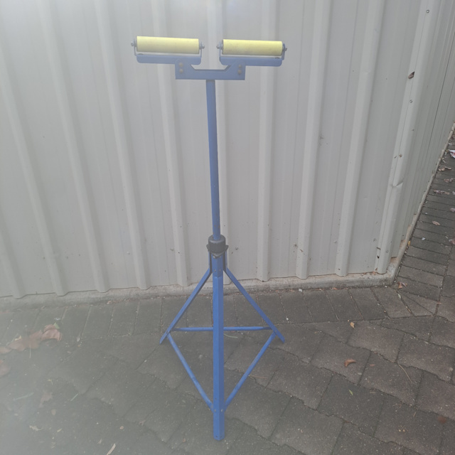 Single Woodworking Tripod Support Stand Tool with Roller Base - Tool ...