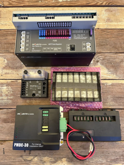 Projecta 12V battery management system | Caravan & Campervan ...