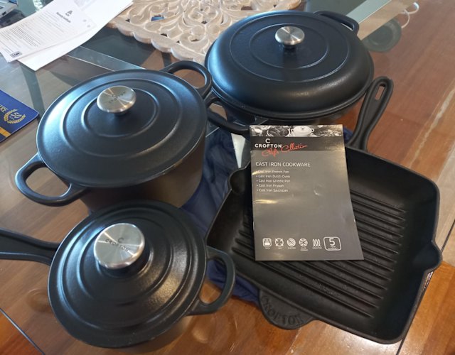 Chefs Collection, 4 Piece Crofton Cast Iron Enamel Cookware - Pots ...