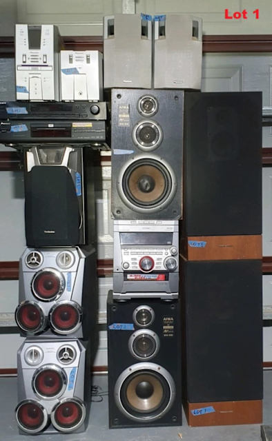 NO Reserve - 150 x Audio, Video, Speakers, Amps, Cass Decks, Tuners ++ - Stereo Systems in ...