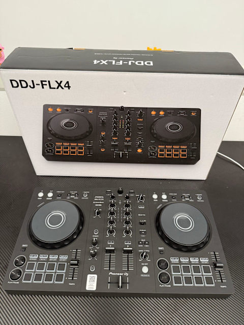 Pioneer DJ DDJ-FLX4 2 Channel DJ Controller - DJ Gear & Lighting in Myaree WA | Gumtree Australia